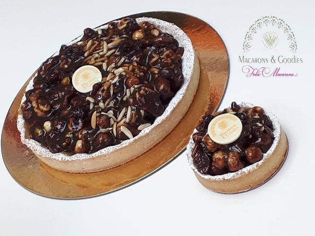 Caramel Nut Tart - Macarons & Goodies