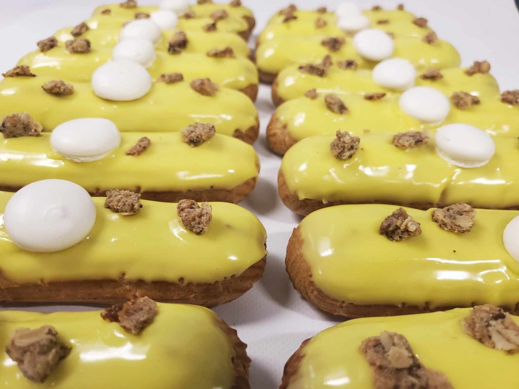 Lemon Eclair /Seasonal - Macarons & Goodies